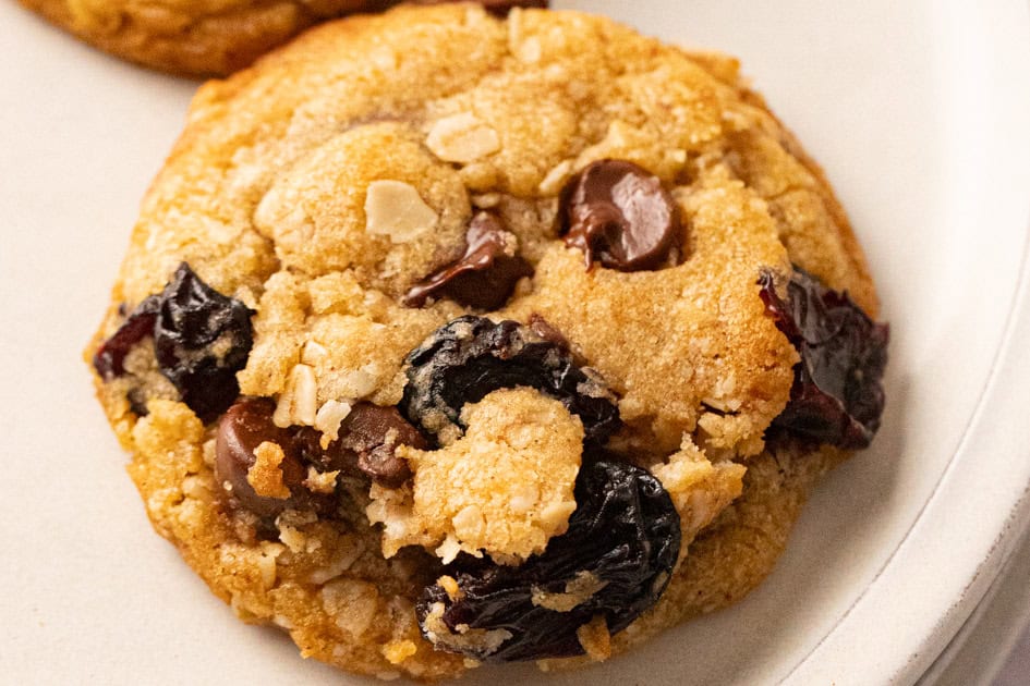 The Best Oatmeal Raisin Chocolate Chip Cookies - One Bowl Bakery