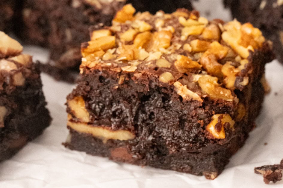 Fudgy Chocolate Walnut Brownies (One Bowl Recipe) - One Bowl Bakery